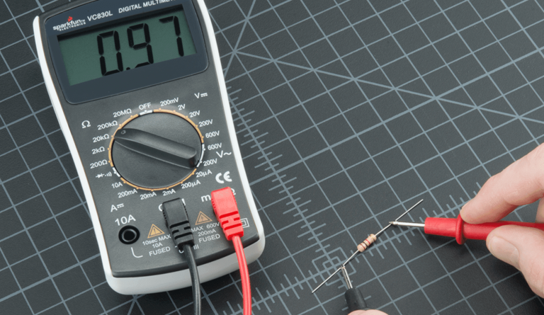 How To Test For Voltage Using A Multimeter Electrician U
