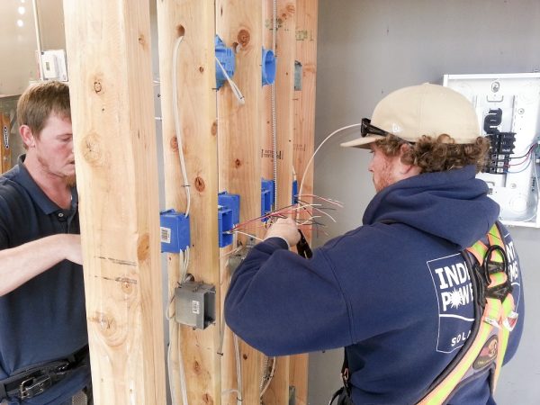 About Us - Electrician U